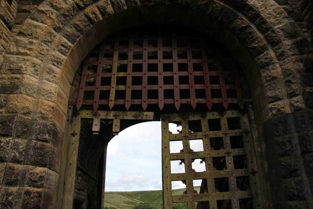 Castle Carr Luddenfoot West Yorkshire – J4S4.COM